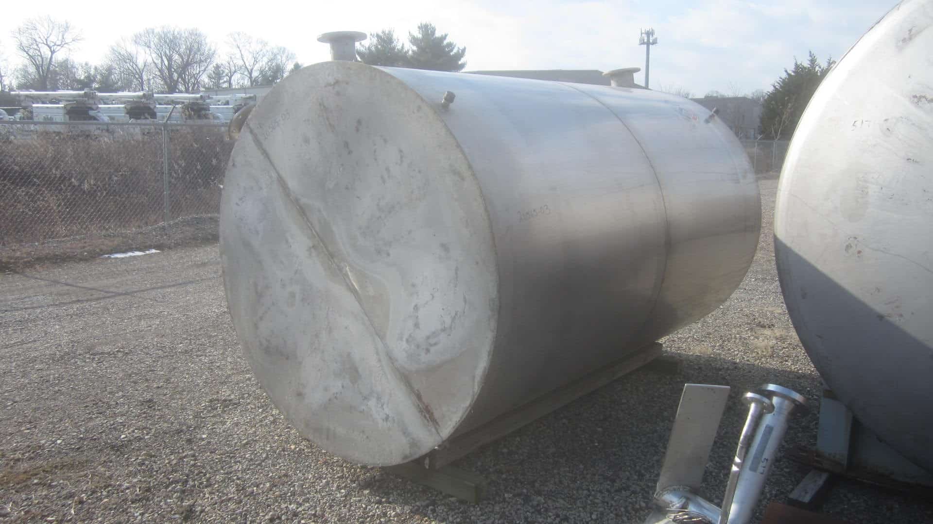 2000 Gal Stainless Steel Tank | 9452 | New Used and Surplus Equipment ...