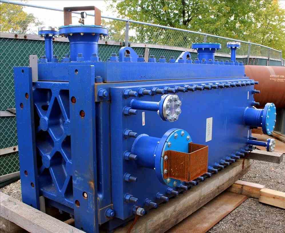 2751.3 Sq Ft Alfa Laval 316L Block Type Heat Exchanger | 11596 | New ...