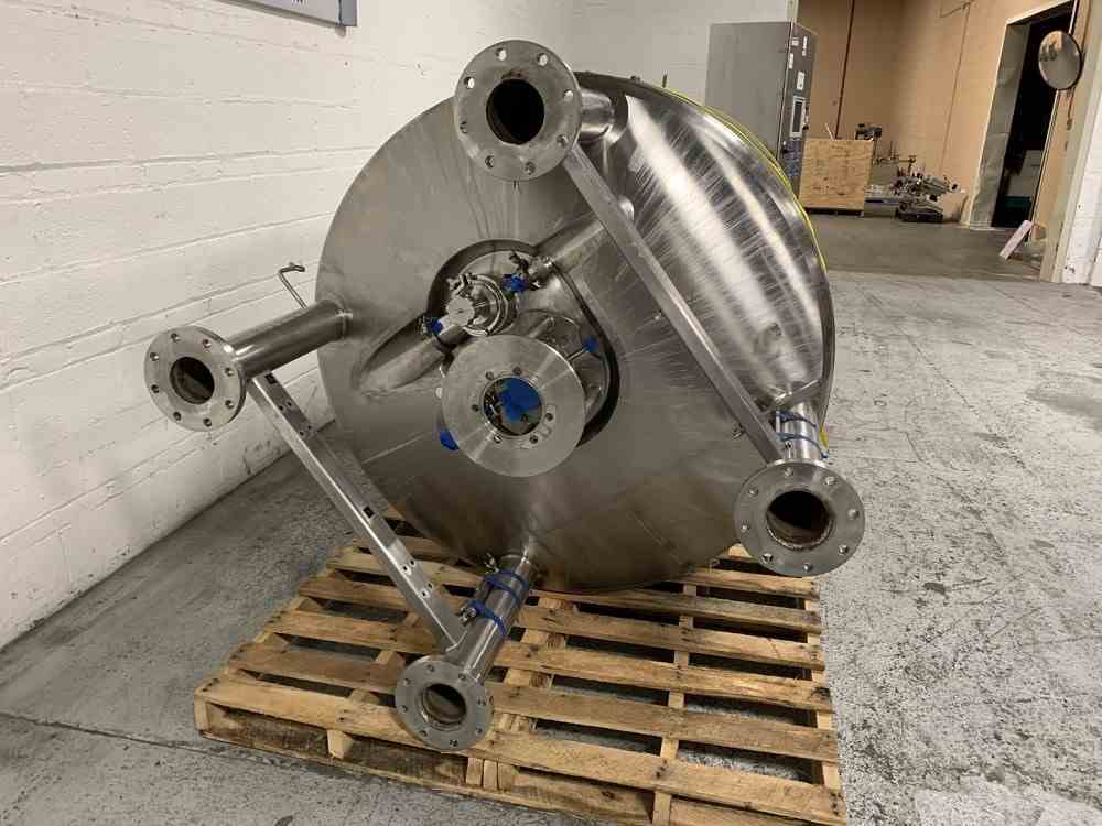 3000 Liters Stainless Fabrication Inc. Fermenter / Bioreactor | 17300 ...