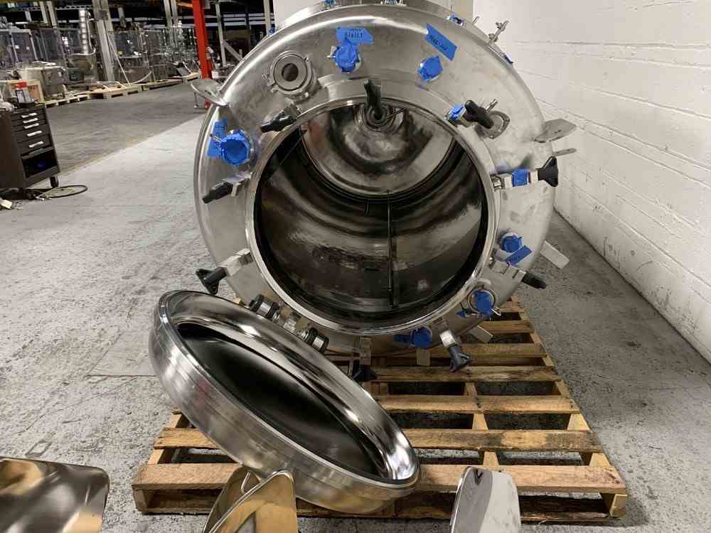 3000 Liters Stainless Fabrication Inc. Fermenter / Bioreactor | 17300 ...