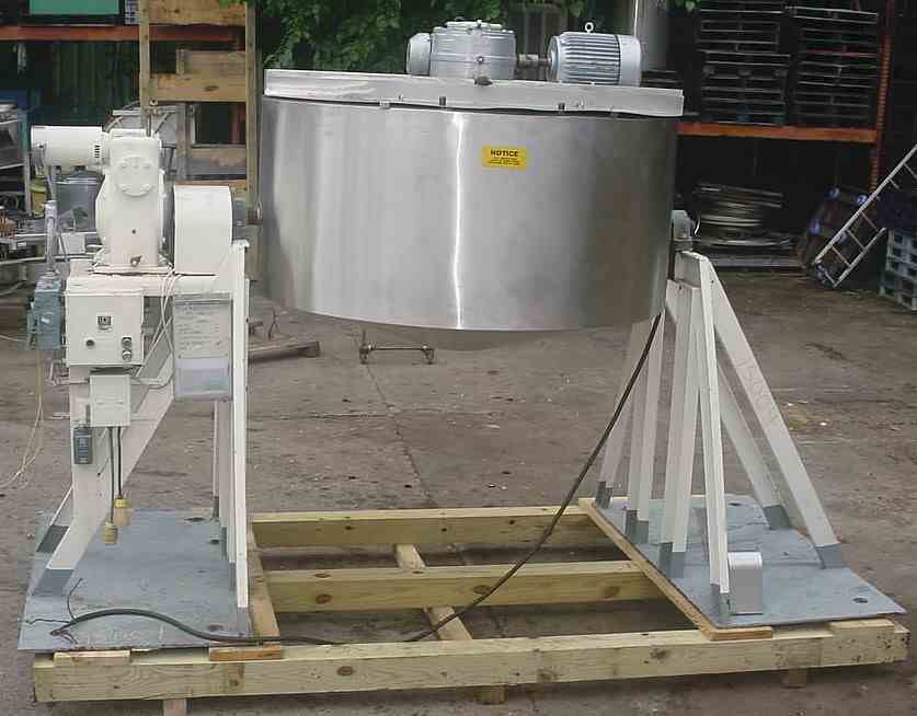 350 Gal Agitated Plastic Lined Tank | 12041 | New Used and Surplus ...