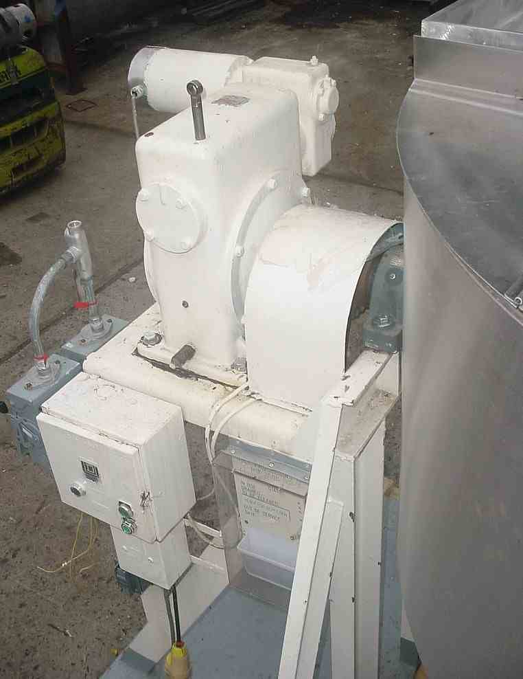 350 Gal Agitated Plastic Lined Tank | 12041 | New Used and Surplus ...