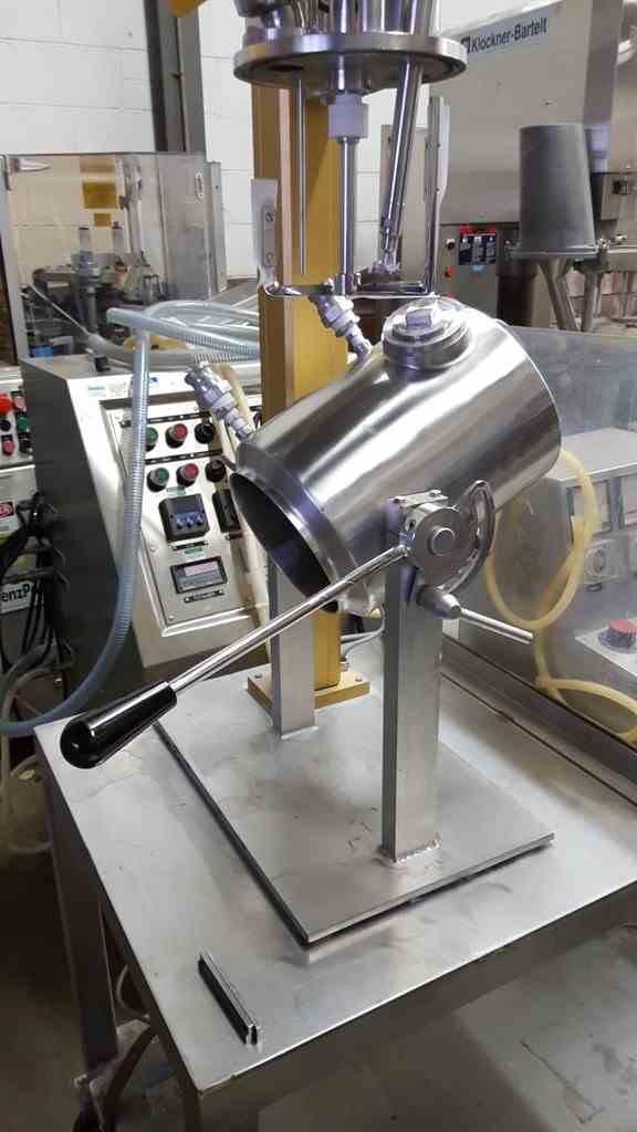 4 Liter ESCO EL-3 Dual Shaft Vacuum Mixer | 12176 | New Used and ...