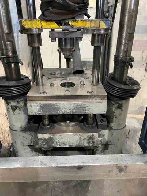 5.5 Ton Mohrtek Compacting Press | 19891 | New Used and Surplus ...