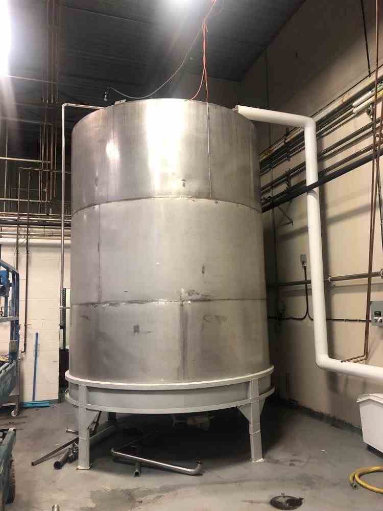 6500 Gal Stainless Steel Tank | 17518 | New Used and Surplus Equipment ...