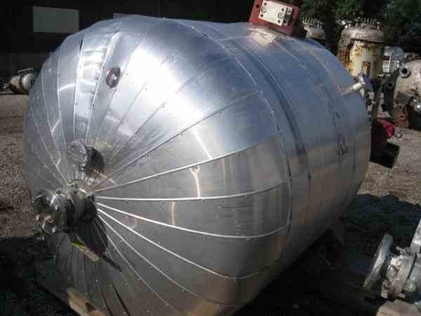 660 Gal Robert Sanderson and Sons Stainless Steel Tank | 6689 | New ...