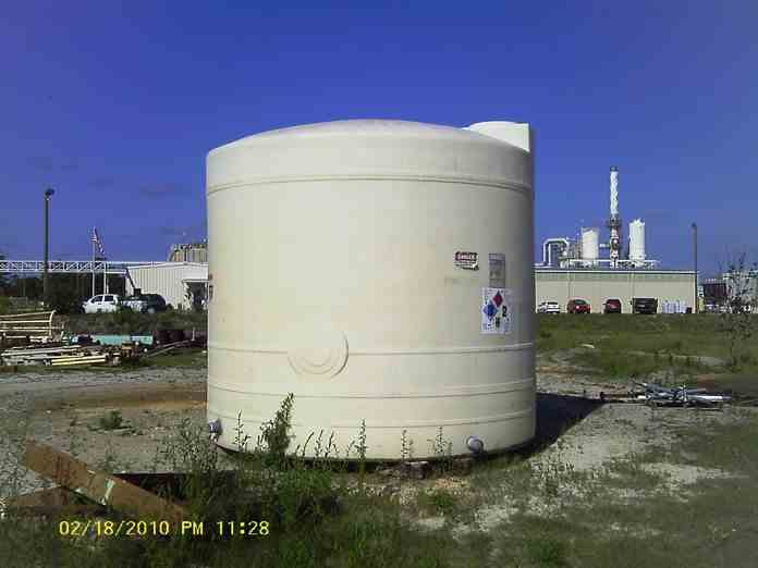 8000 Gal Polythylene Tank | 9370 | New Used and Surplus Equipment ...