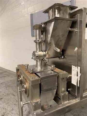 Fitzpatrick 2.0Lx8D Chilsonator / Roller Compactor | 15976 | New Used ...