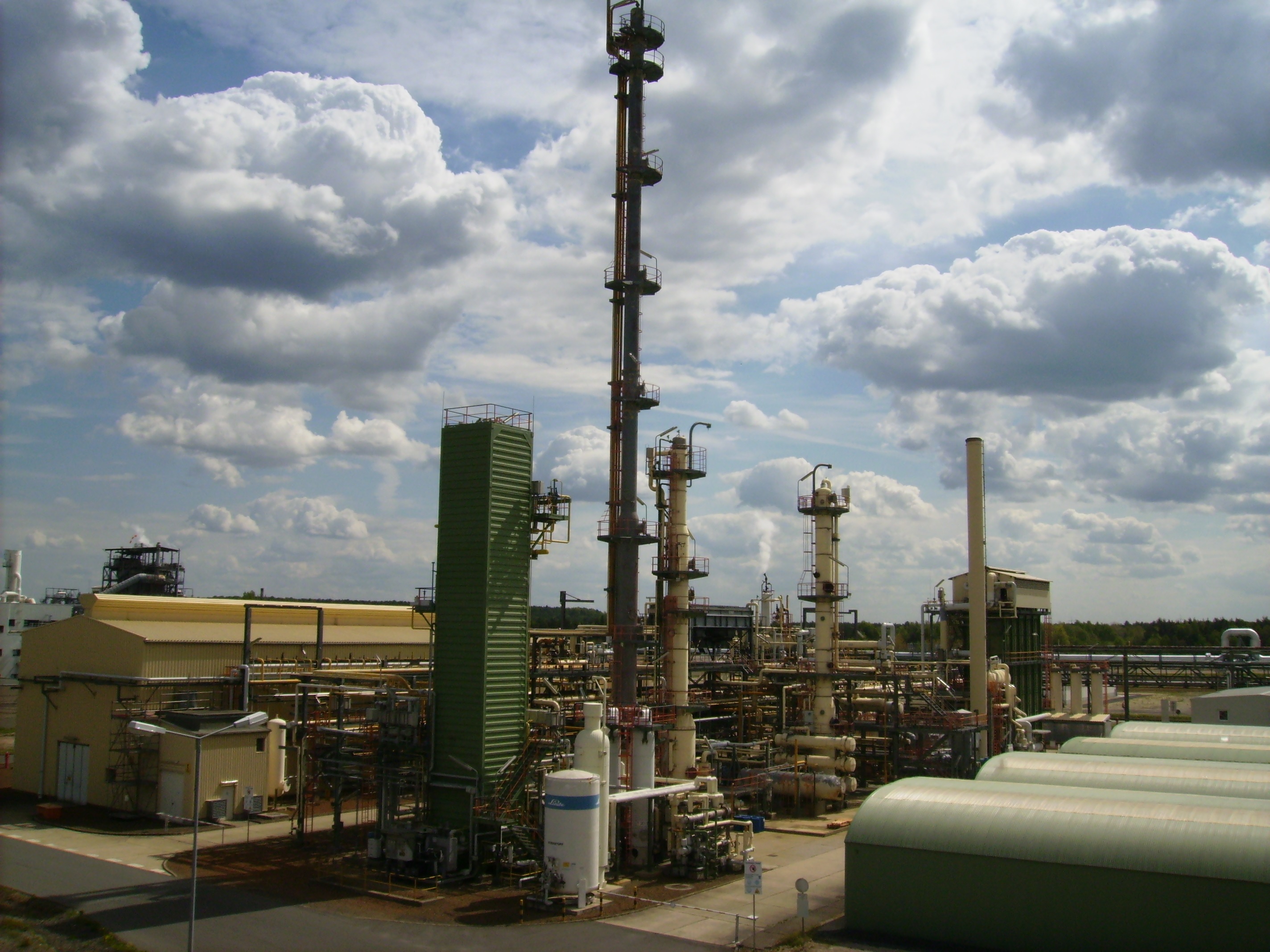 Brokerage Services for Industrial & Process Plants| Phoenix Equipment